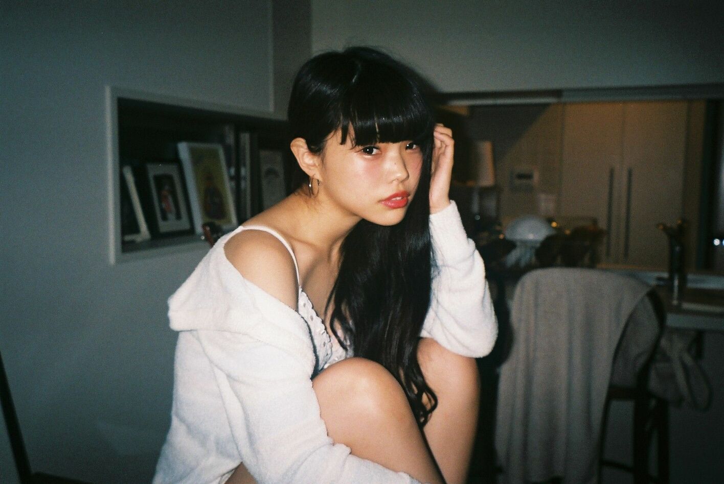 アイナ・ジ・エンド 初写真集で親友が撮り溜めた“素顔”公開「実は変顔が得意」BiSH時代の撮影秘話も明かす | めざましmedia | “好き”でつながる